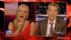 Sandra Smith---09.03.2012--legs--High Heels—Fox News (USA) - TvNewsCaps